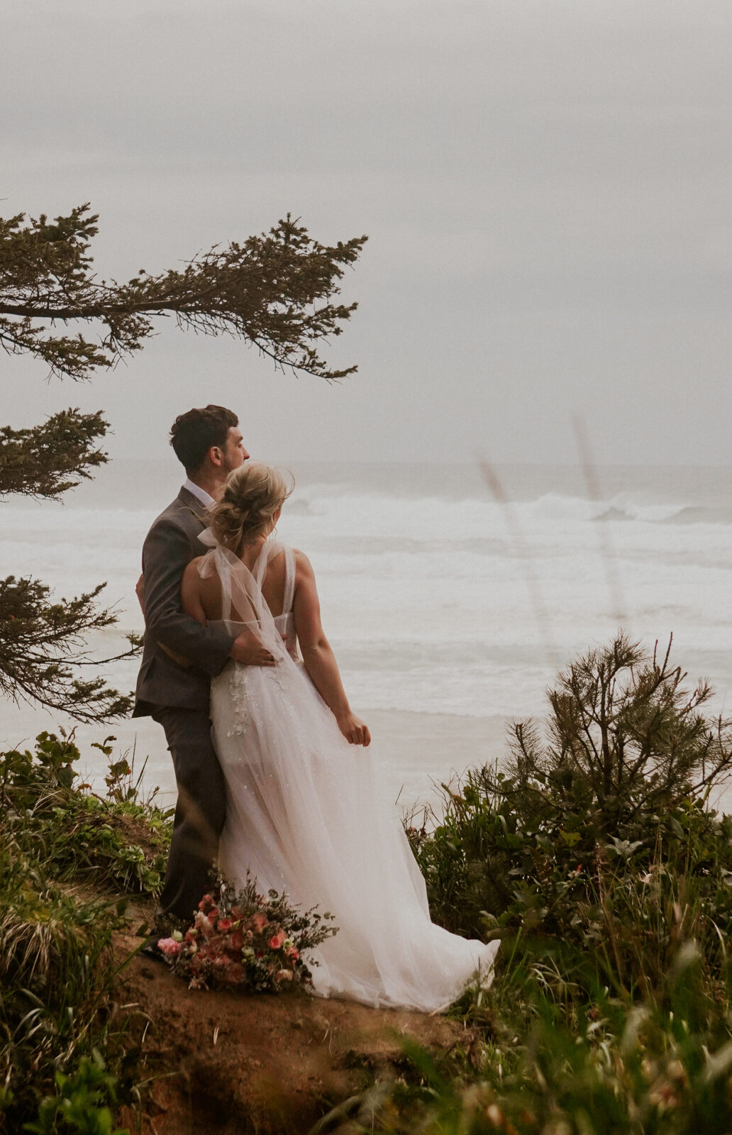 7 Things to Think About When You Decide To Elope | tulewalks.com