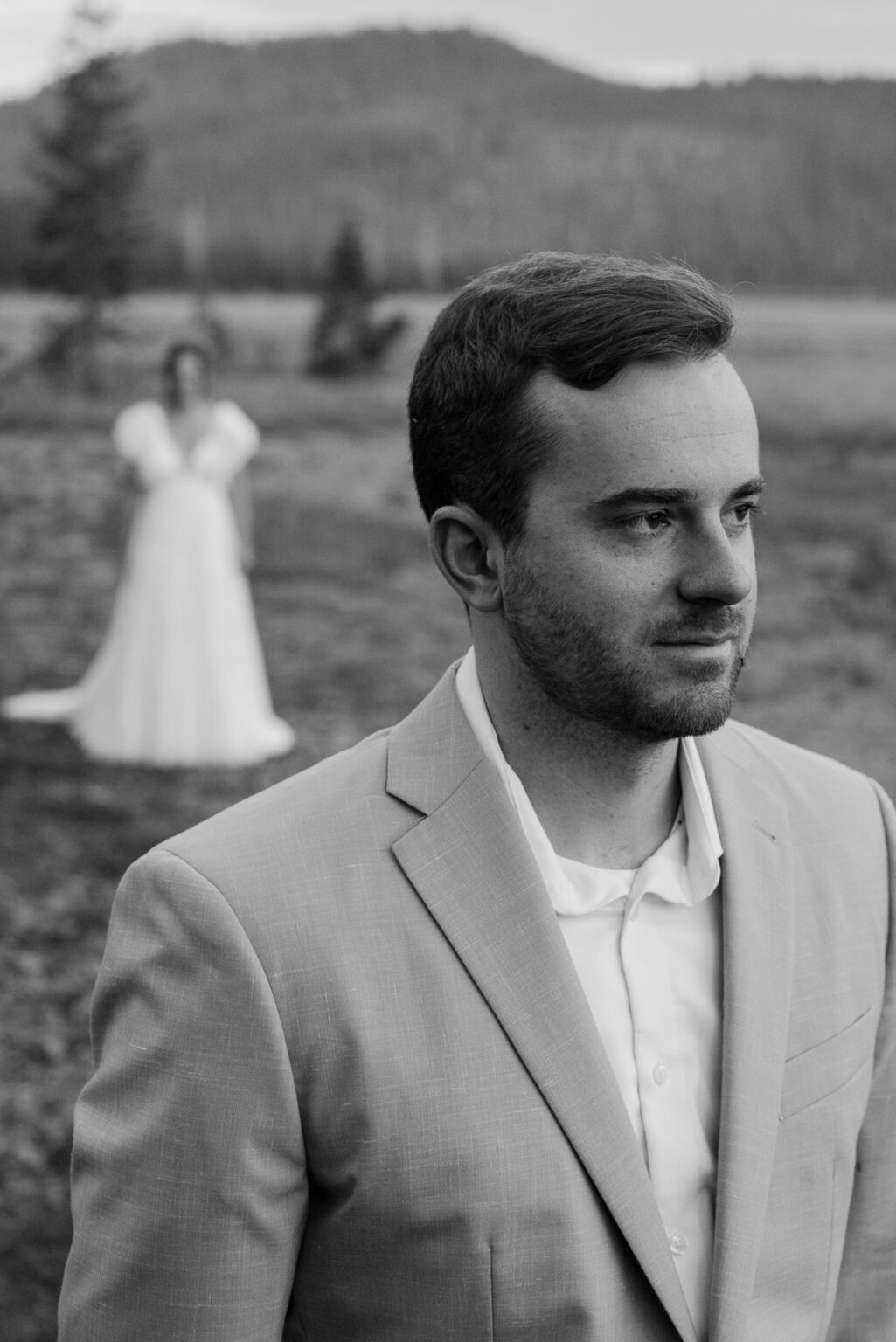 Carley + Autra – Sunrise elopement at Sparks Lake | tulewalks.com